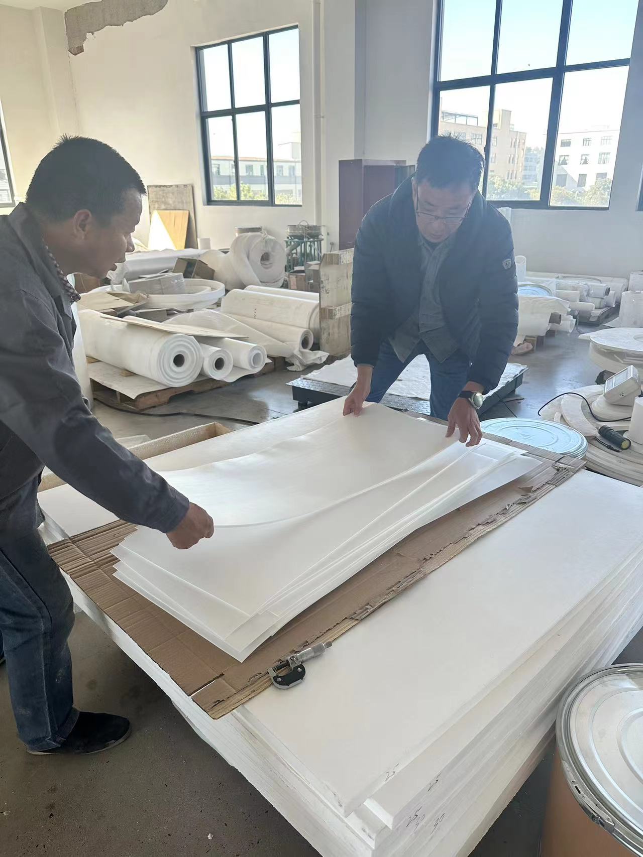 PTFE Skived Sheet - SY PLASTIC ENGINEERING MANUFACTURING